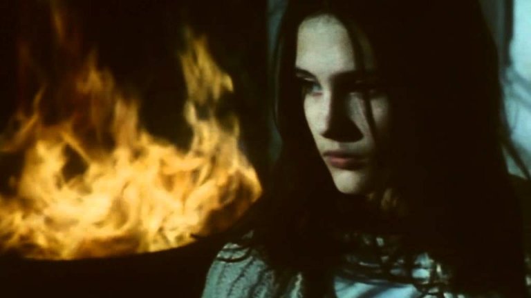 "Cold Water" Movie Review by Daniel Barnes - Dare Daniel